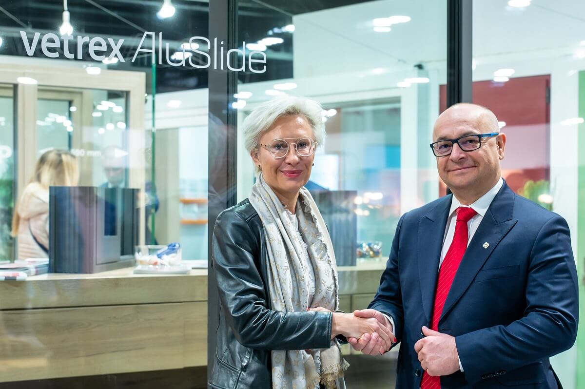 Forum Branżowe | Nowe drzwi tarasowe VETREX Alu Slide na systemie Yawal ...