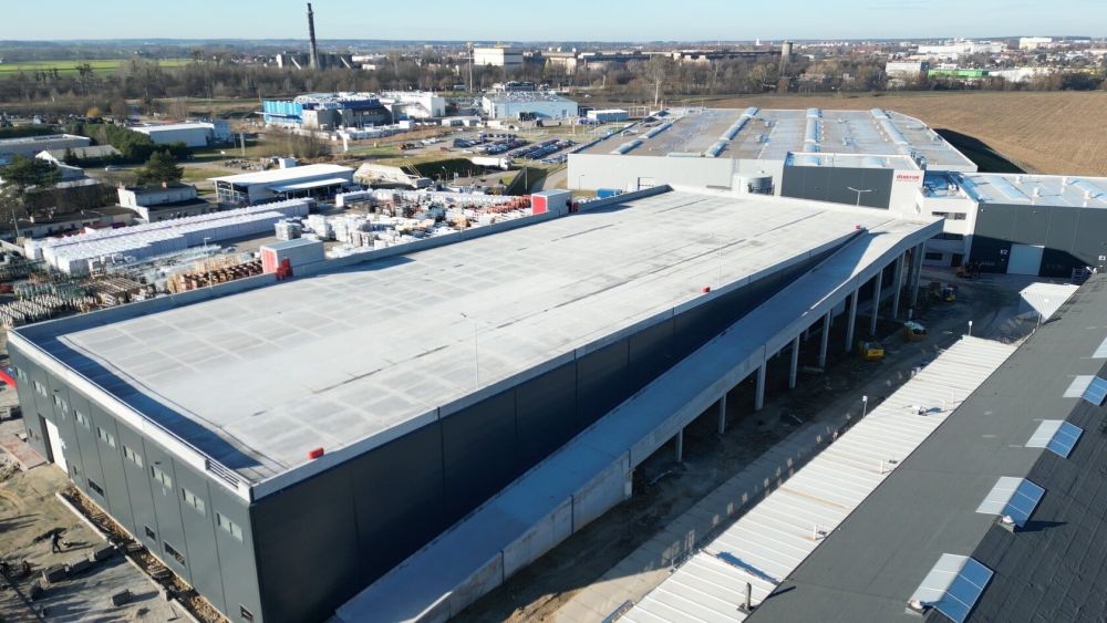 Forum Branżowe | Defor otworzył nowy magazyn i laboratorium portal ...