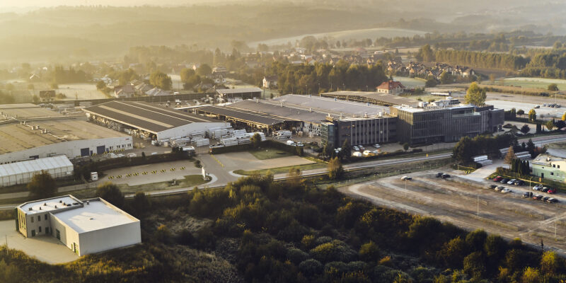 Forum Branżowe | Grupa Oknoplast przejmuje producenta okien drewnianych portal branży stolarki